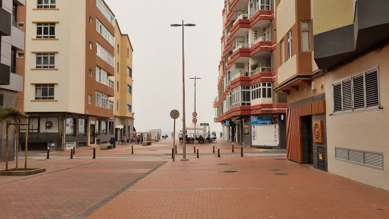 Canary Islands affected by the intense calima as the haze causes ...