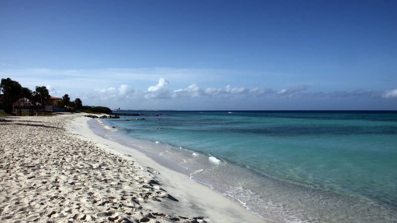 Where is hot in December: 6 ideas for a warm December holiday