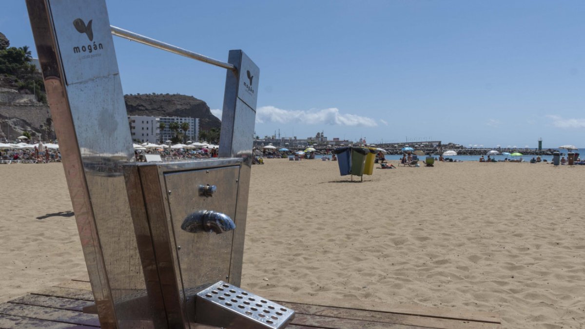 Mogan to shut off beach showers to conserve water and combat drought