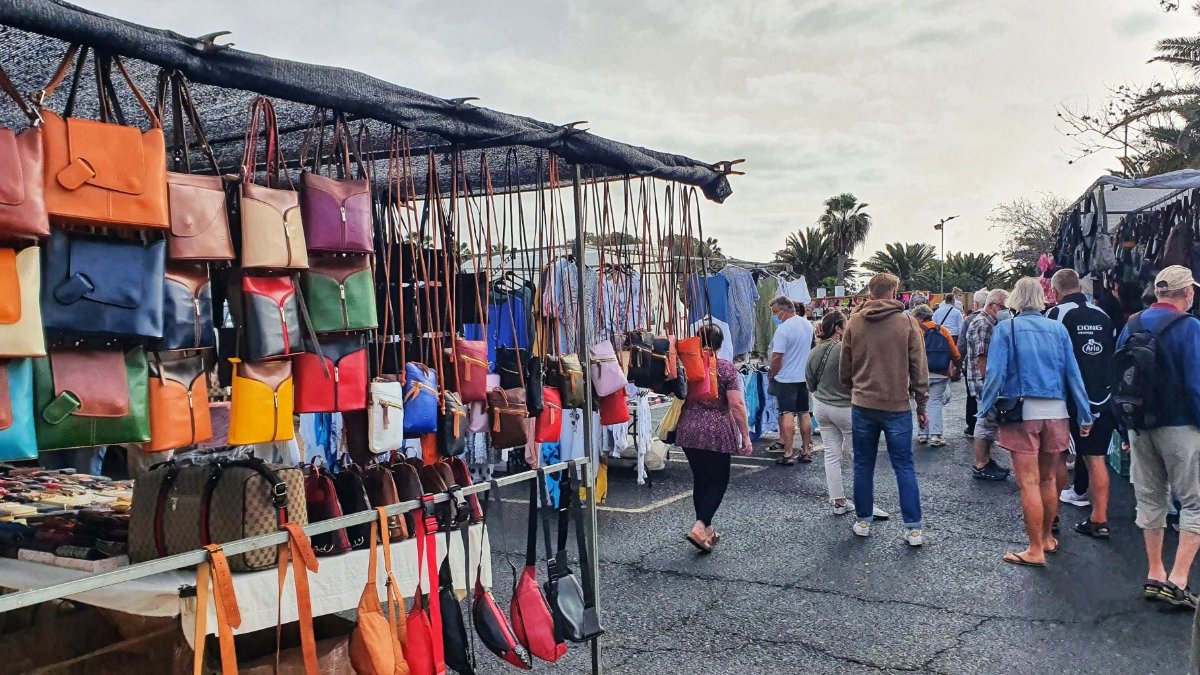 Arguineguín market, Gran Canaria - Days, Times, Location (2024 guide)