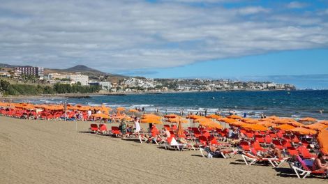 VIDEO (4K): Beach walk in Gran Canaria from Playa del Ingles to Playa ...